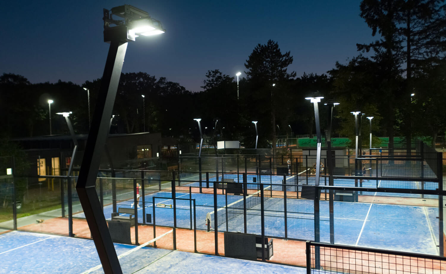 High quality LED lighting for sports fields